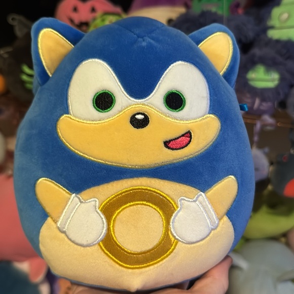 Squishmallows | Toys | Sonics The Hedgehog Gold Ring Squishmallow Nwt ...